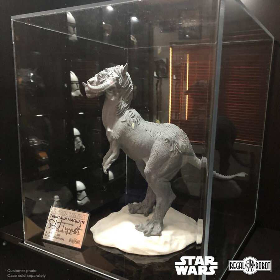 Tauntaun™ Concept Maquette Replica - Signature Edition - Regal Robot
