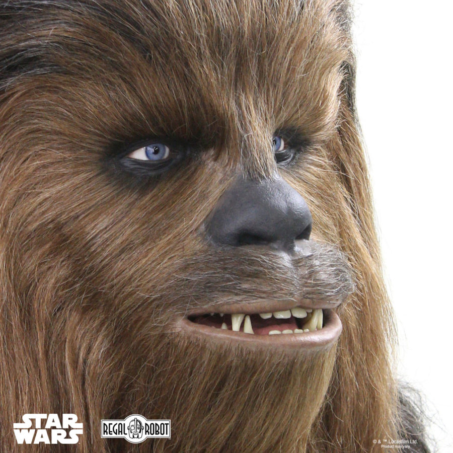 Life-sized Chewbacca Bust - Signature Edition - Regal Robot
