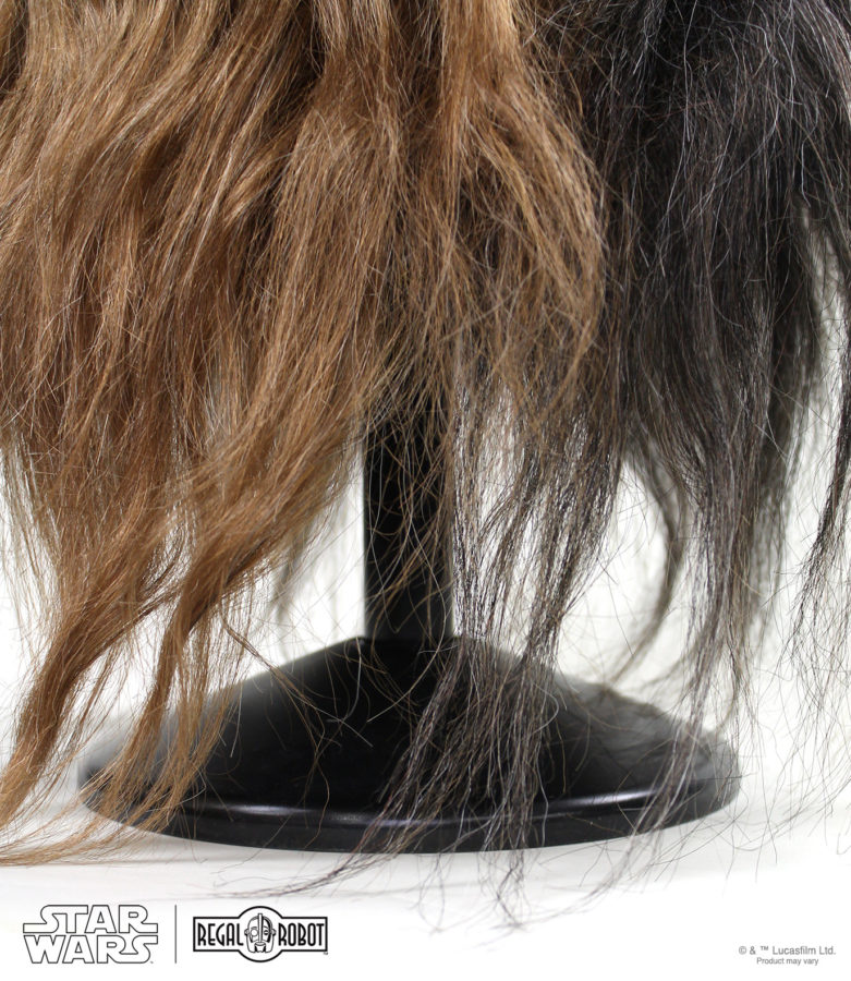 Life-sized Chewbacca Bust - Signature Edition - Regal Robot