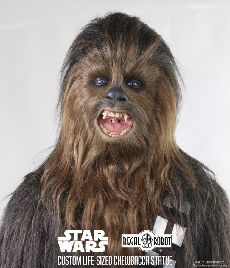 Custom Life-Sized Chewbacca™ Statue - Regal Robot
