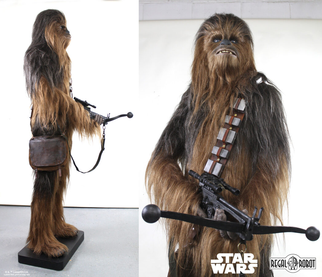 Custom 1:1 Chewbacca™ Statue with Bowcaster - Regal Robot