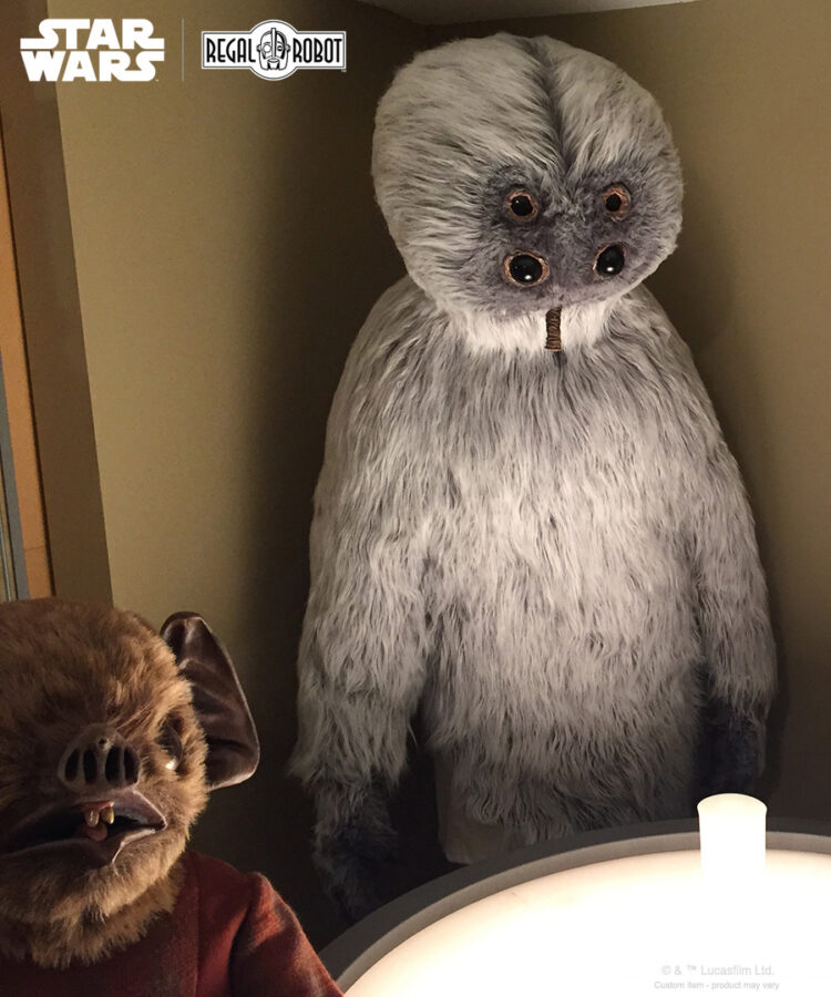 Custom Muftak 1:1 Life Sized Cantina Character Statue - Regal Robot