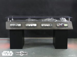 Spotlight Interview - Custom Star Wars™ Han Solo™ in Carbonite Desk ...